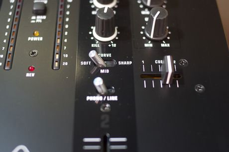 Behringer 2 Channel DJ Mixing Console - NOX101 | Walmart Canada