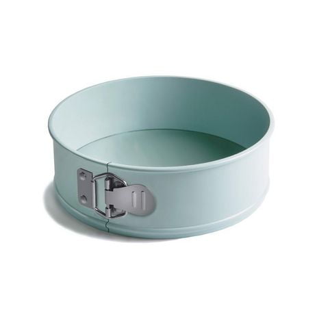 Click here for Jamie Oliver Round Cake Tin Teal 9 Inch prices