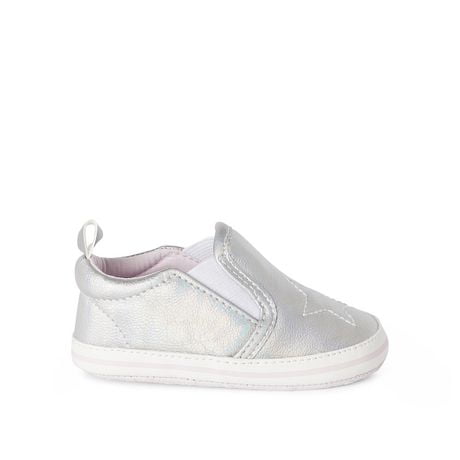 Click here for George Baby Girls Tess Shoes Silver 2 prices