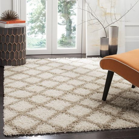 Click here for Safavieh Layla Geometric Plush Shag Area Rug Ivory... prices