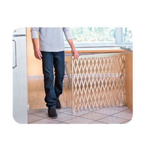 Expansion Walk-Thru™ Room Divider Baby Gate | Walmart Canada
