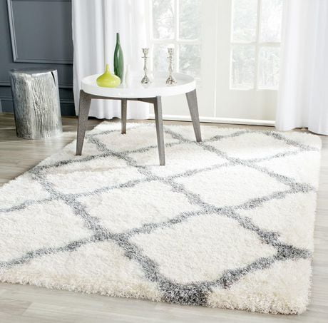Click here for Safavieh Montreal Cebrail Geometric Shag Area Rug... prices