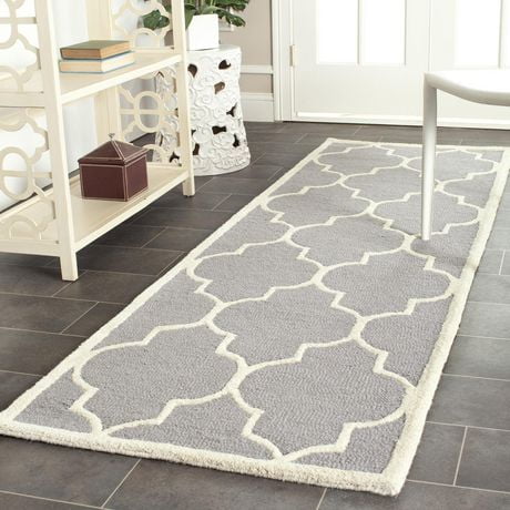 Click here for Safavieh Cambridge Kevin Geometric Area Rug Silver... prices