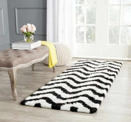 Click here for Safavieh Barcelona Carmella Zigzag Stripes Shag Ar... prices