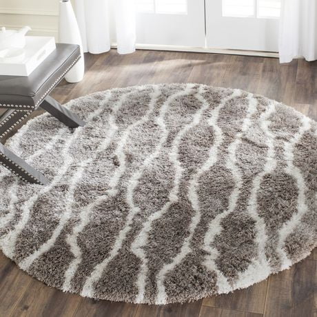 Click here for Safavieh Barcelona Melinda Geometric Shag Rug Silv... prices