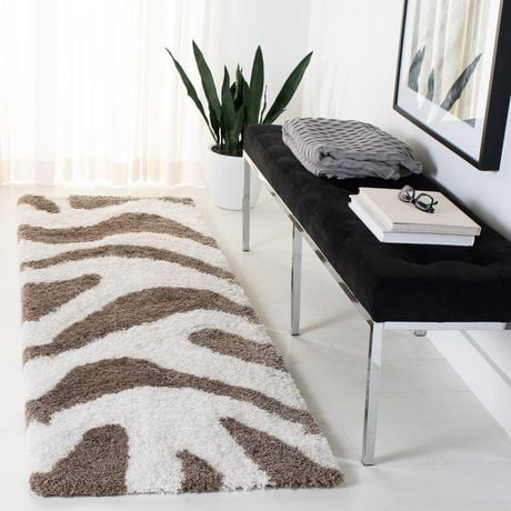 Click here for Safavieh Barcelona Calanthia Abstract Shag Area Ru... prices