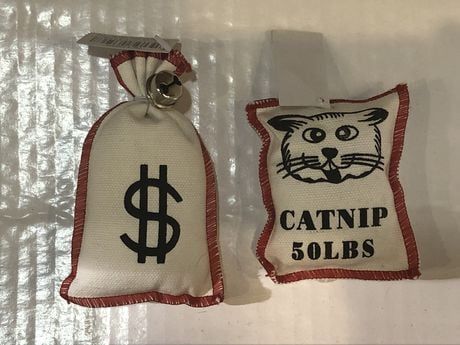 Penn-Plax Catnip Money Toy | Walmart Canada