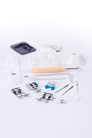 SINGER® SIMPLE™ 3337 29 Stitch Sewing Machine | Walmart Canada