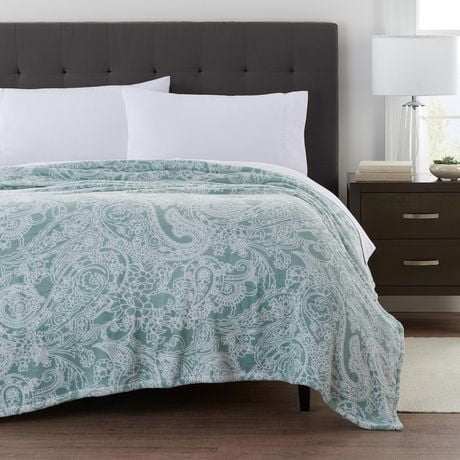 Click here for Hometrends Super Soft Paisley Plush Blanket Queen... prices