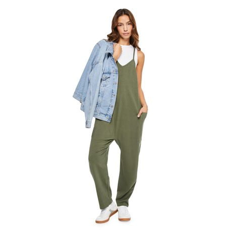 Wild Skye Women's Jumpsuit, Sizes XS-XL - Walmart.ca