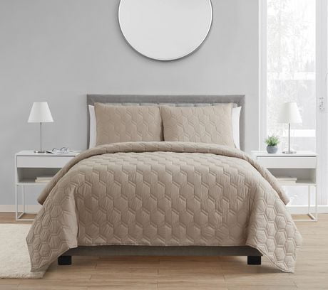 Click here for Avery Pure Cotton Bamboo Illusion 3 Piece Double/Q... prices