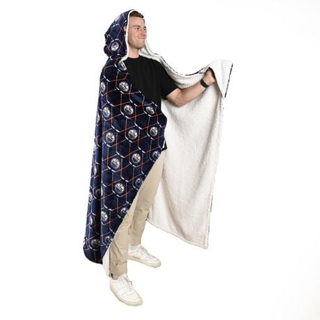 NHL Edmonton Oilers Hooded Blanket (50”x70”) by Nemcor | Walmart Canada