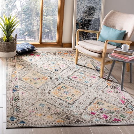 Click here for Safavieh Madison Lanford Vintage Geometric Area Ru... prices