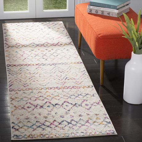Click here for Safavieh Madison Hannah Geometric Area Rug Ivory /... prices