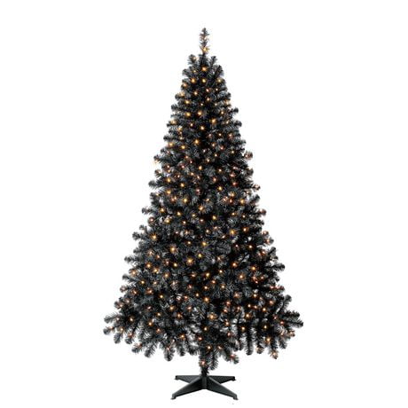 Holiday Time Madison™ 6.5' Pre-Lit Regular Full Pine Christmas Tree ...