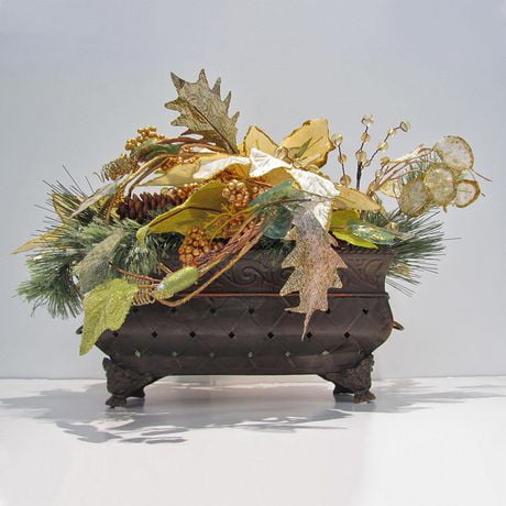Click here for Henryka Ltd Christmas Decorated Pot White prices
