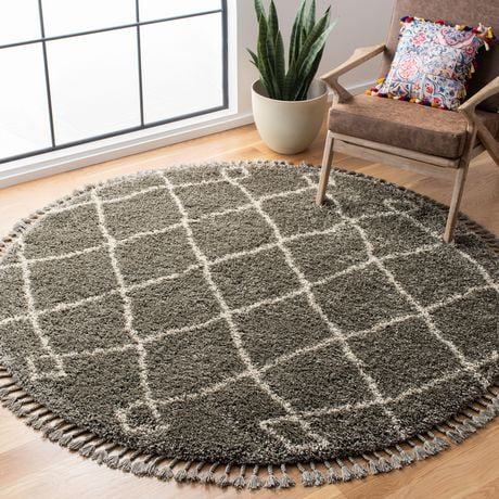 Click here for Safavieh Moroccan Fringe Lavern Geometric Shag Are... prices