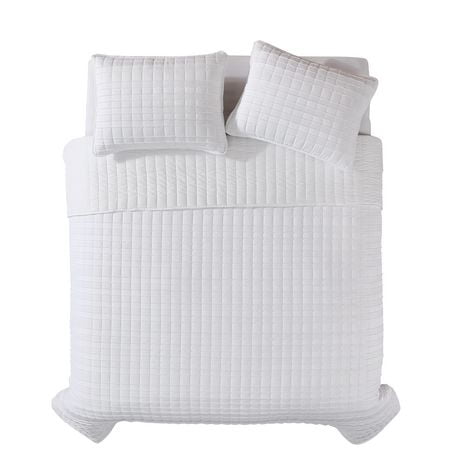 Mainstays Clipped Jacquard Stripe Quilt Set - Walmart.ca