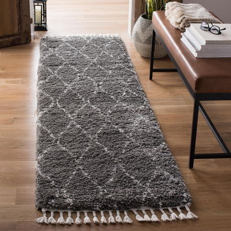 Click here for Safavieh Moroccan Fringe Shag Nina Geometric Plush... prices