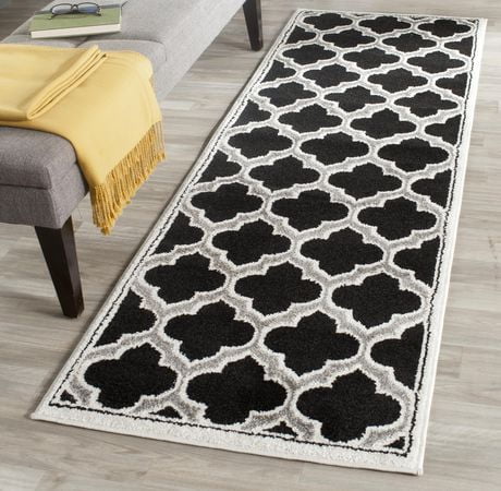 Click here for Safavieh Amherst Wilson Geometric Area Rug Anthrac... prices