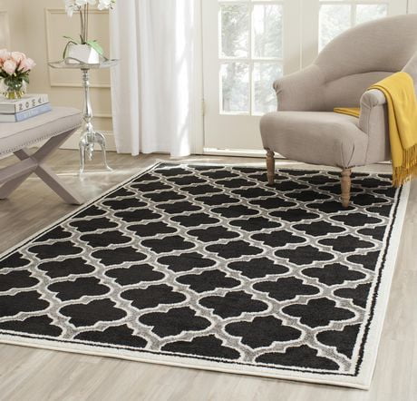 Click here for Safavieh Amherst Wilson Geometric Area Rug Anthrac... prices