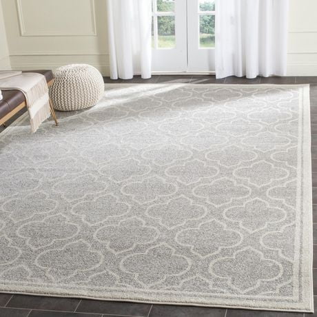 Click here for Safavieh Amherst Wilson Geometric Area Rug Light G... prices