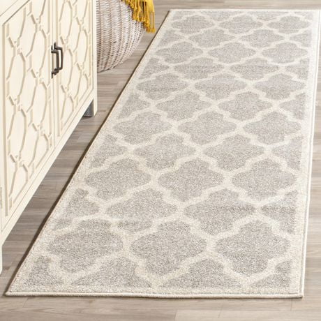 Click here for Safavieh Amherst Roderick Geometric Area Rug Light... prices