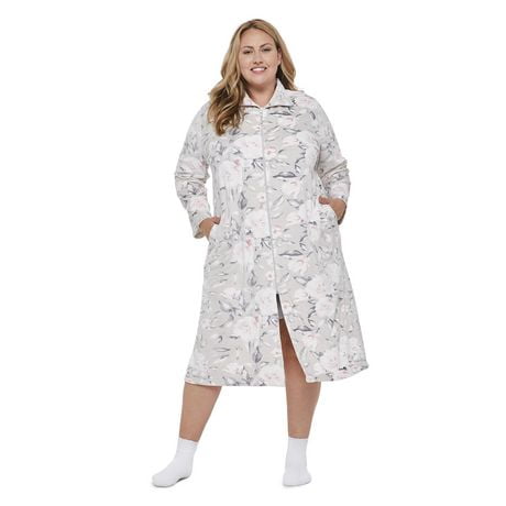 George Plus Women's Stretch Velour Robe | Walmart Canada