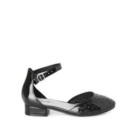 Click here for George Girls Nancy Dress Shoes Black 1 prices