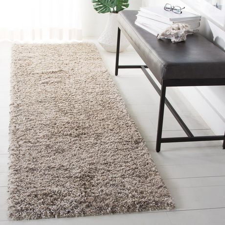Click here for Safavieh Hudson Merrilyn Chevron Shag Area Rug Ivo... prices