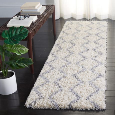 Click here for Safavieh Venus Carleen Chevron Shag Area Rug Ivory... prices