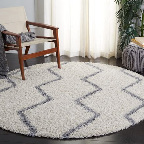 Click here for Safavieh Venus Carleen Chevron Shag Area Rug Ivory... prices