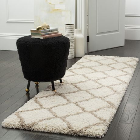 Click here for Safavieh Hudson Aline Geometric Shag Area Rug Ivor... prices