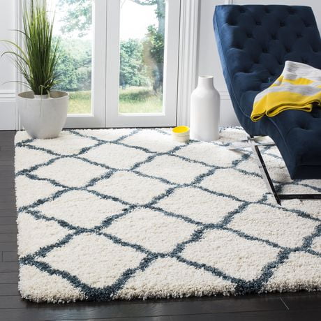 Click here for Safavieh Hudson Aline Geometric Shag Area Rug Ivor... prices