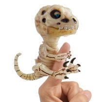 Fingerlings Untamed – Bonehead Skeleton Dino – By WowWee | Walmart Canada